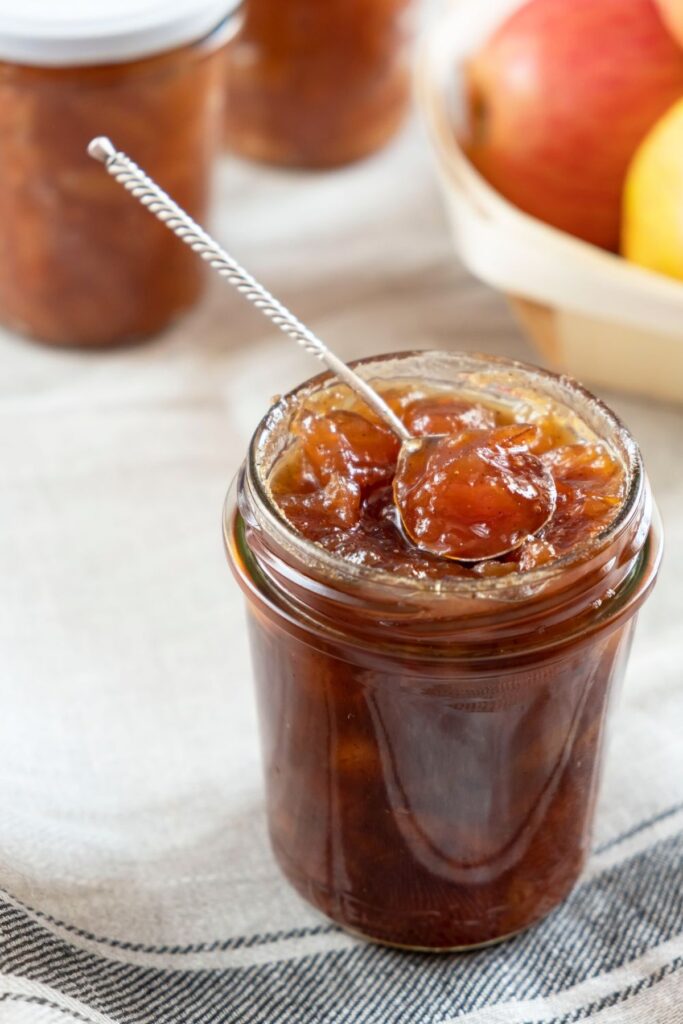 Ina Garten’s Spiced Apple Chutney Recipe for Fall Flavors - The Dream Cafe